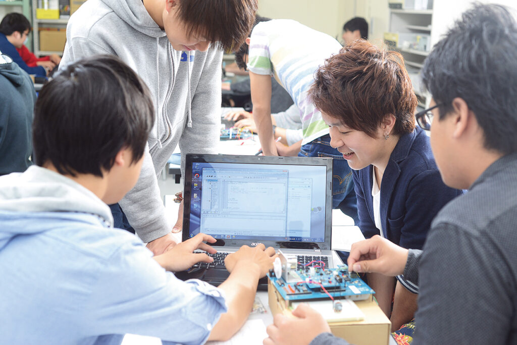 カリキュラム ｜ 岡山大学 工学部 ロボティクス 知能システムコース 0762